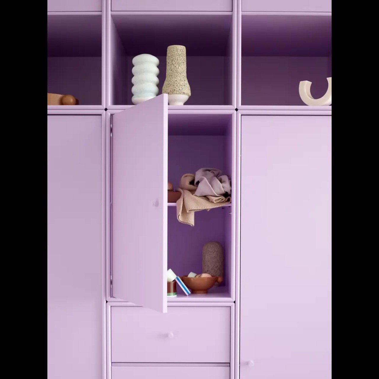 Montana Skabe: Skandinavisk Design og Funktionalitet